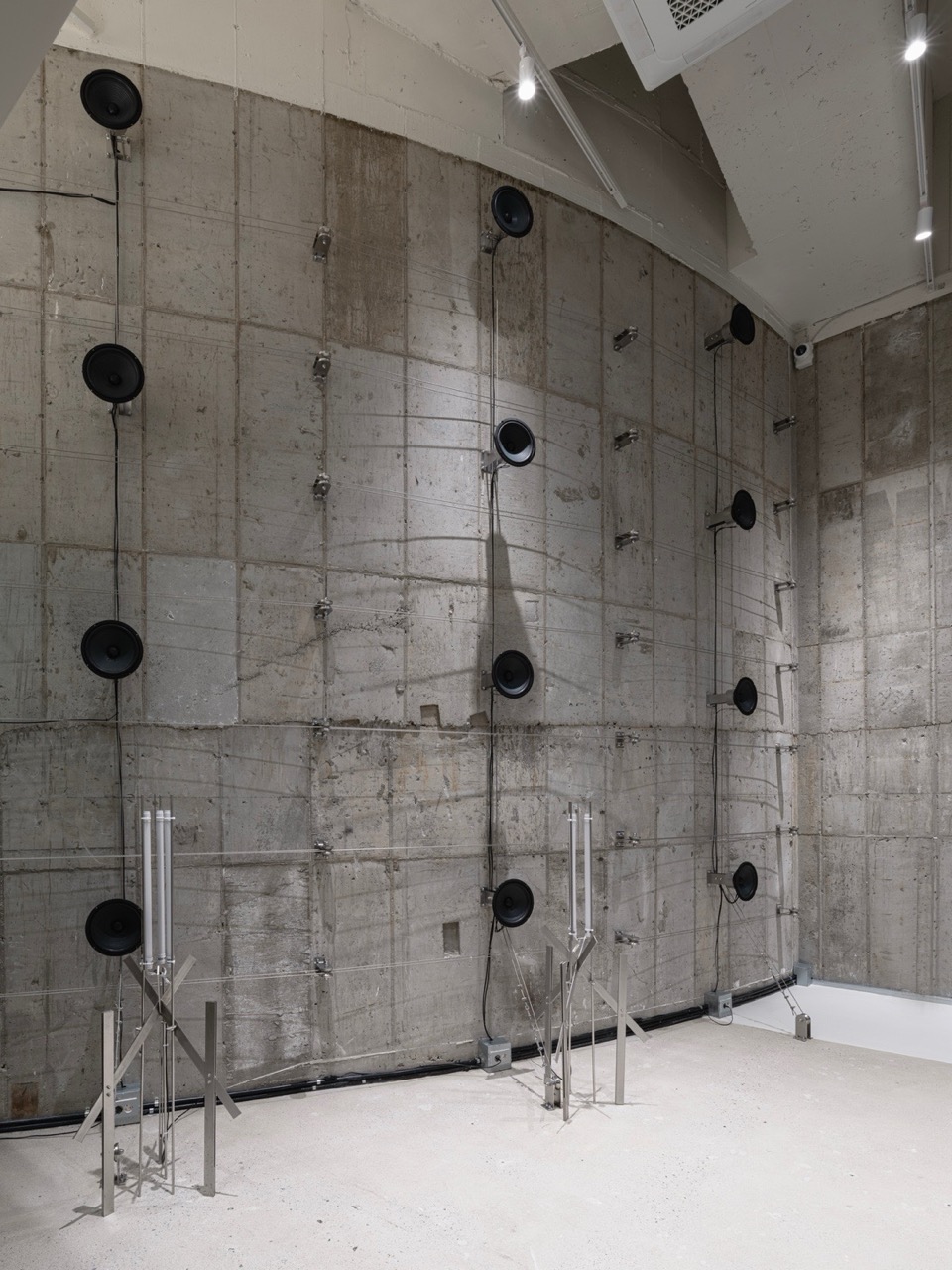 Studio EIM - Atelier Lee 금속으로 완성하는 꿈의 공간: 금속 인테리어, 금속시공