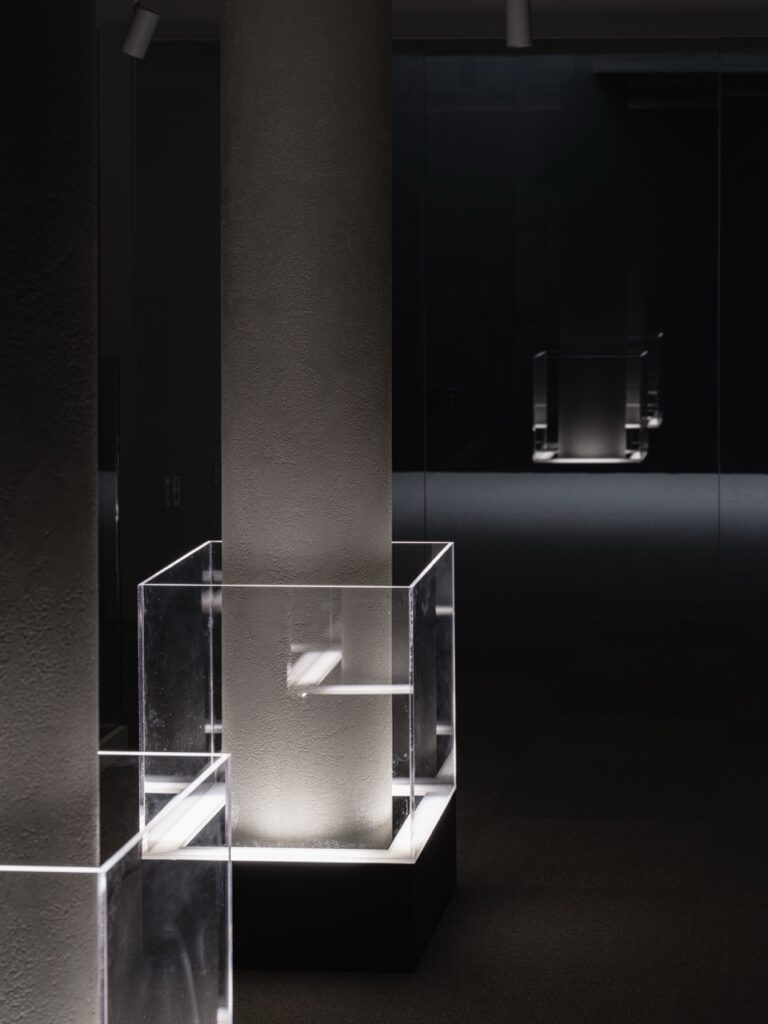 Studio EIM - Atelier Lee 금속으로 완성하는 꿈의 공간: 금속 인테리어, 금속시공